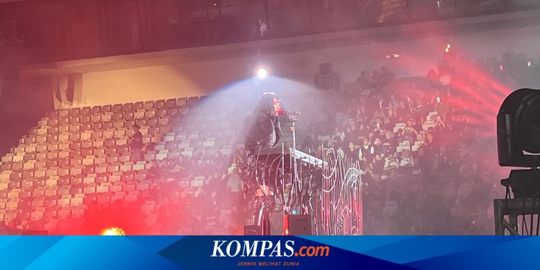 Buka Konser Lost In Harmony, Isyana Sarasvati Seriosa