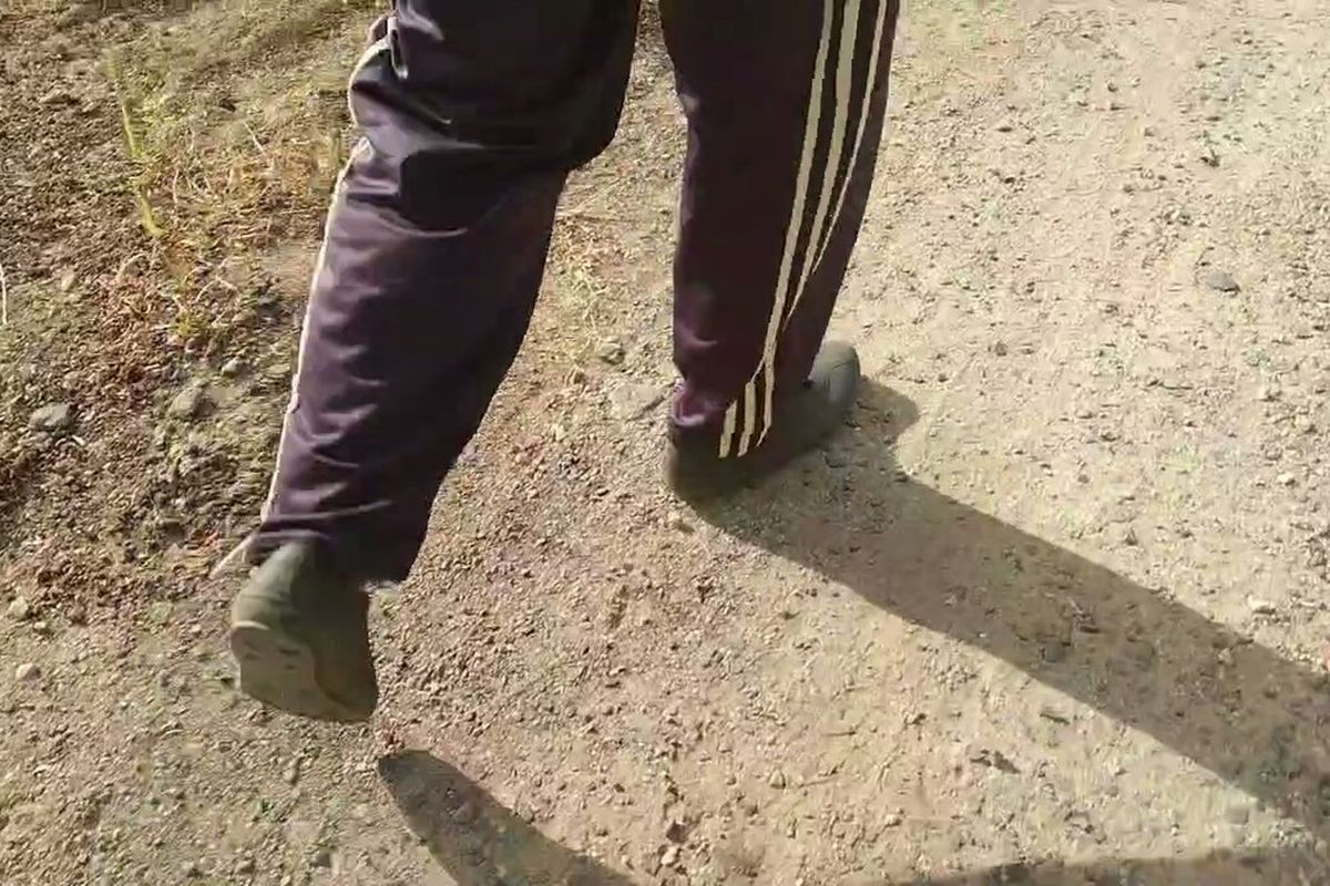 6 Alasan Jalan Kaki Mundur Lebih Baik dari Jalan Kaki Biasa