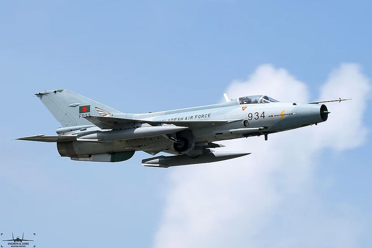 Spesifikasi Jet Tempur F-7 BGI Buatan China, Milik Bangladesh yang ...
