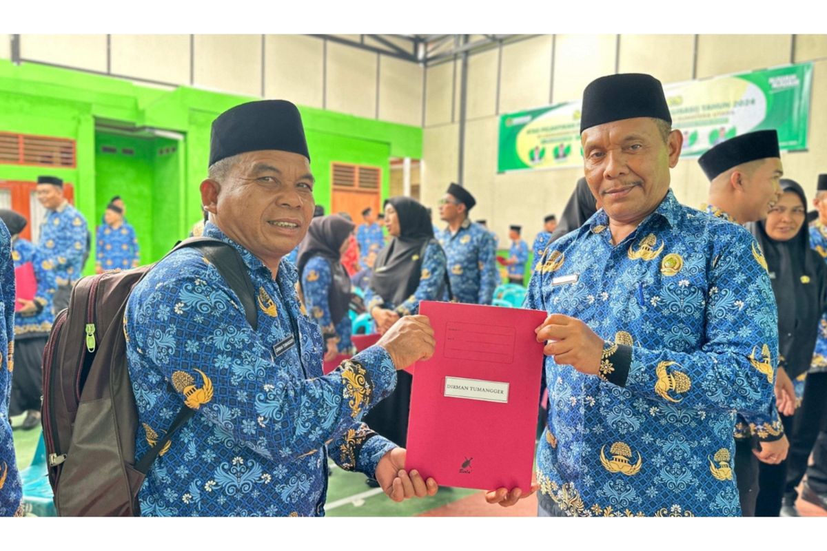 Cerita Dirman, Diangkat PPPK Meski Bulan Depan Sudah Pensiun