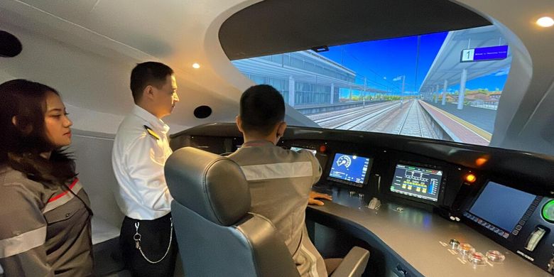 Berita Harian Masinis Kereta Cepat Whoosh Terbaru Hari Ini - Kompas.com