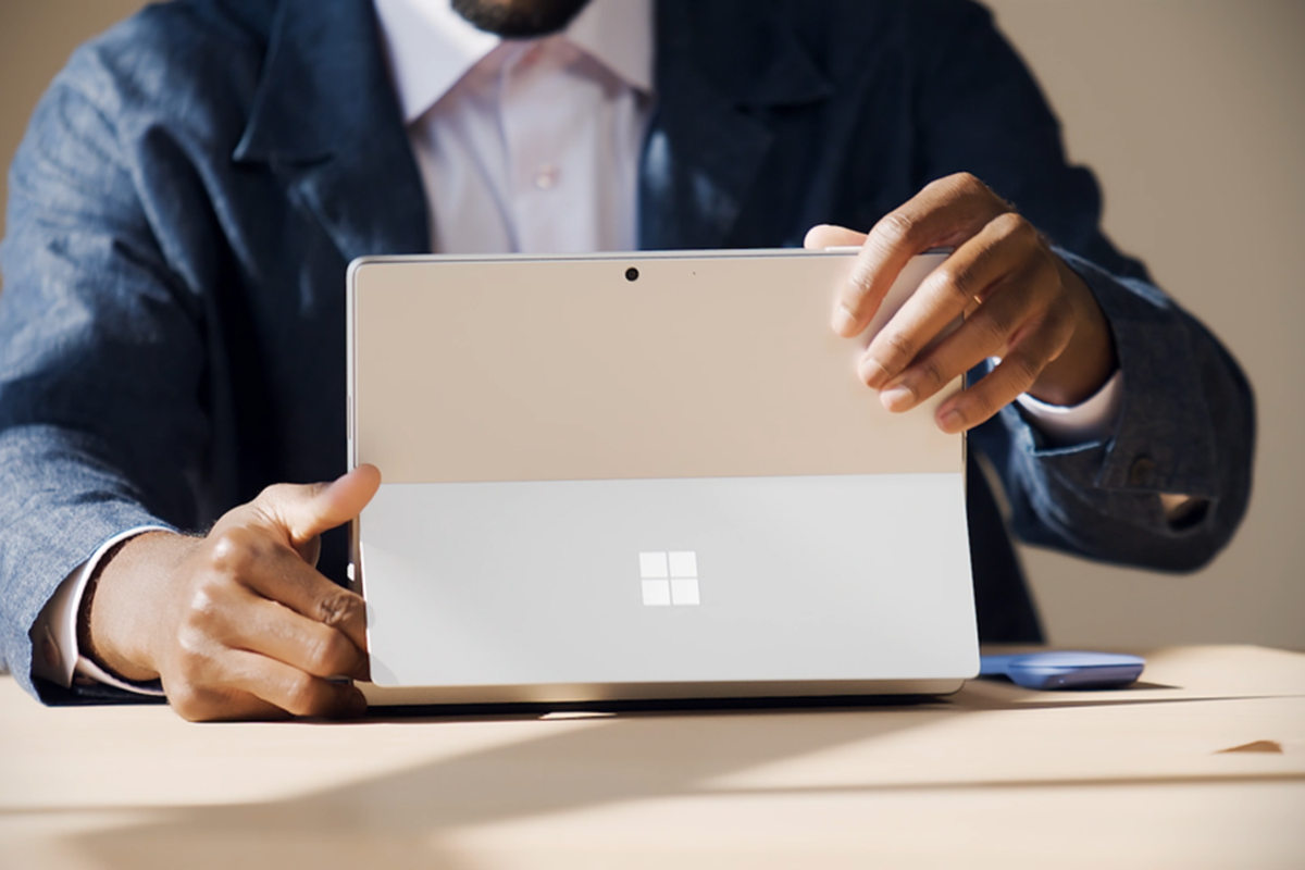 Microsoft Surface Laptop 8 dan Surface Pro 12 Resmi, Bawa Prosesor ...
