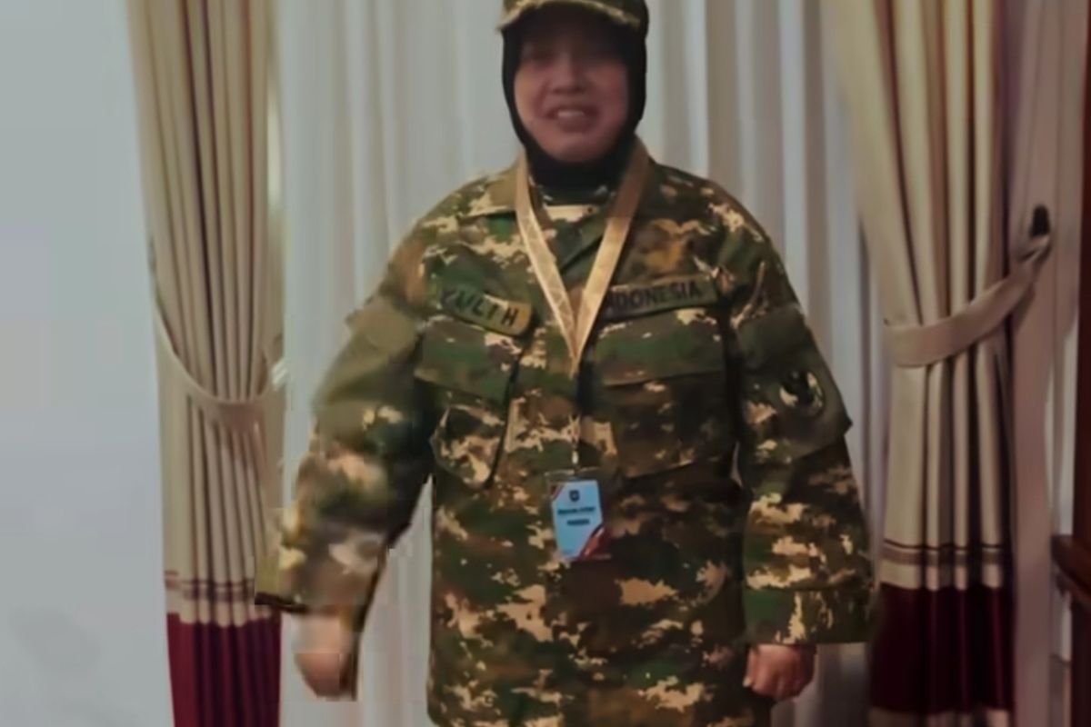 Ikuti Retret di Magelang, Bupati Purworejo Pakai Seragam Komcad Sejak ...