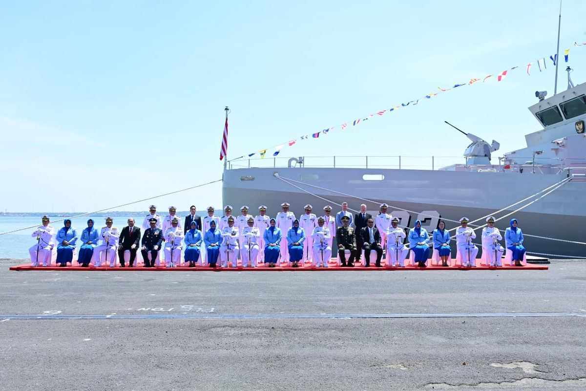 2 Kapal Pemburu Ranjau Resmi Masuk Jajaran TNI AL, Prabowo dan KSAL ...