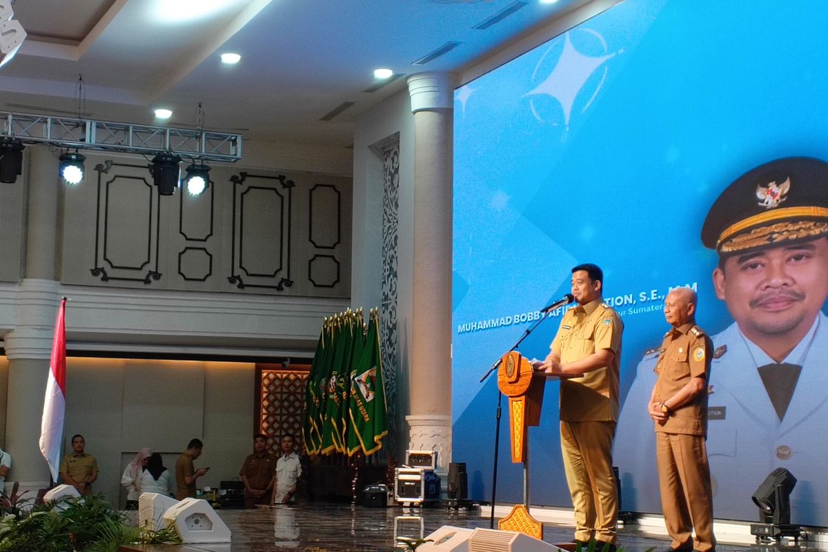 Bobby Nasution di Hari Pertama Kerja: Kita Ini Pelayan, Cuma Baju yang Keren