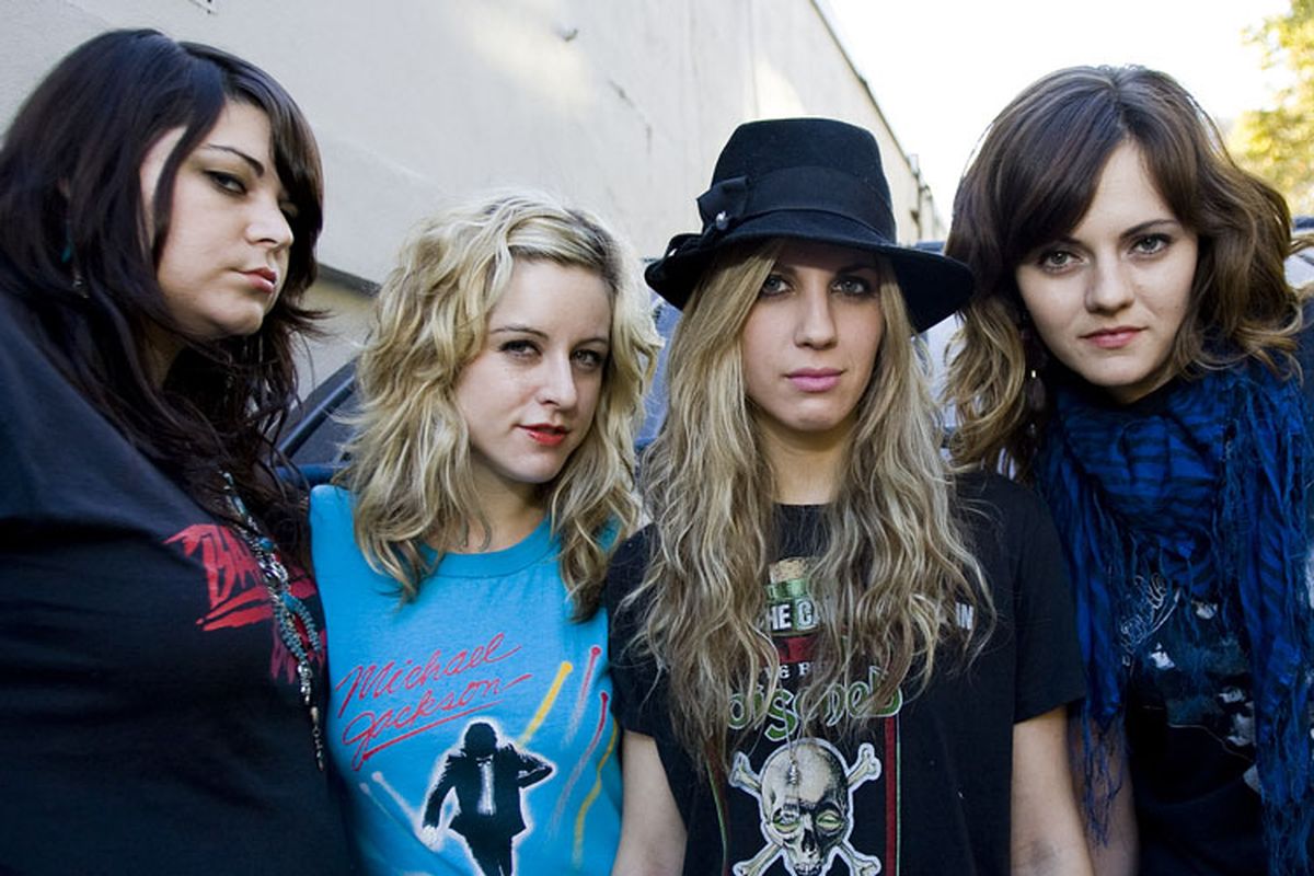 Lirik dan Chord Lagu I Don't Want To Know dari The Donnas