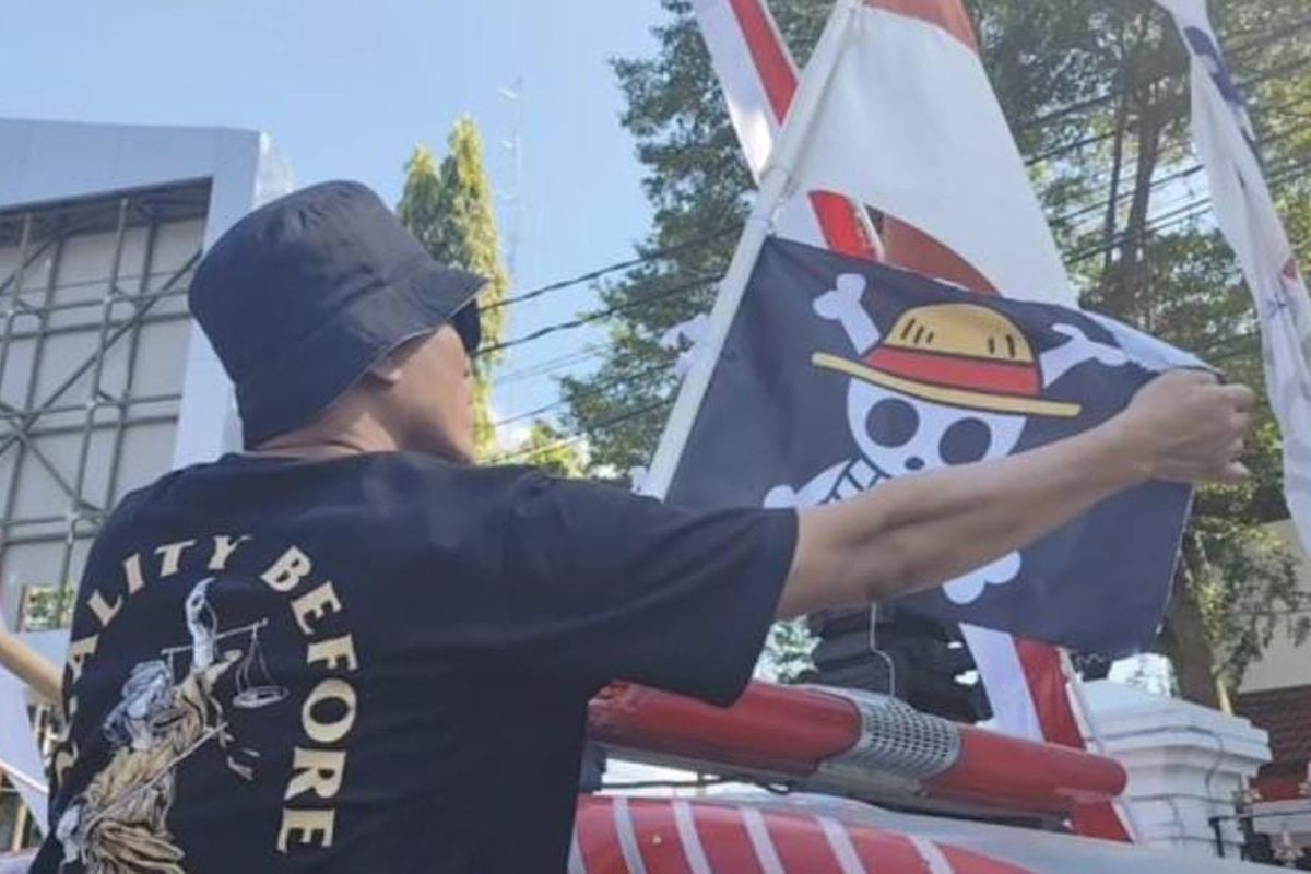 Bendera One Piece dan Negara yang Harus Mendengar