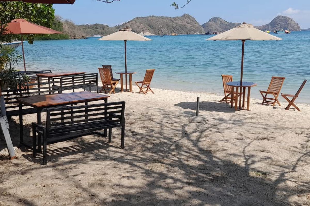 Pantai Binongko, Magnet Wisata Baru di Labuan Bajo Mulai Dibuka untuk ...