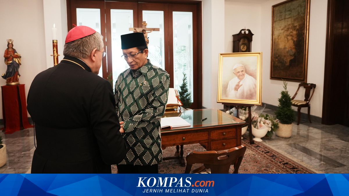 Menag Datangi Kedubes Vatikan, Sampaikan Dukacita Wafatnya Paus Fransiskus