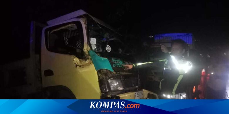 Tak Kuat Menanjak, Truk Pengangkut Pasir Terjun ke Jurang di Bogor