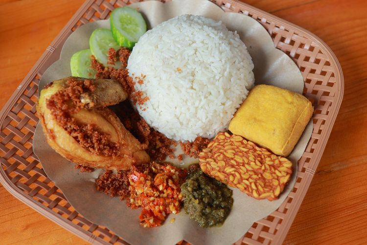 Warung Ayam Bakar Jimbaran di Jakarta Barat, Buka sampai Tengah Malam