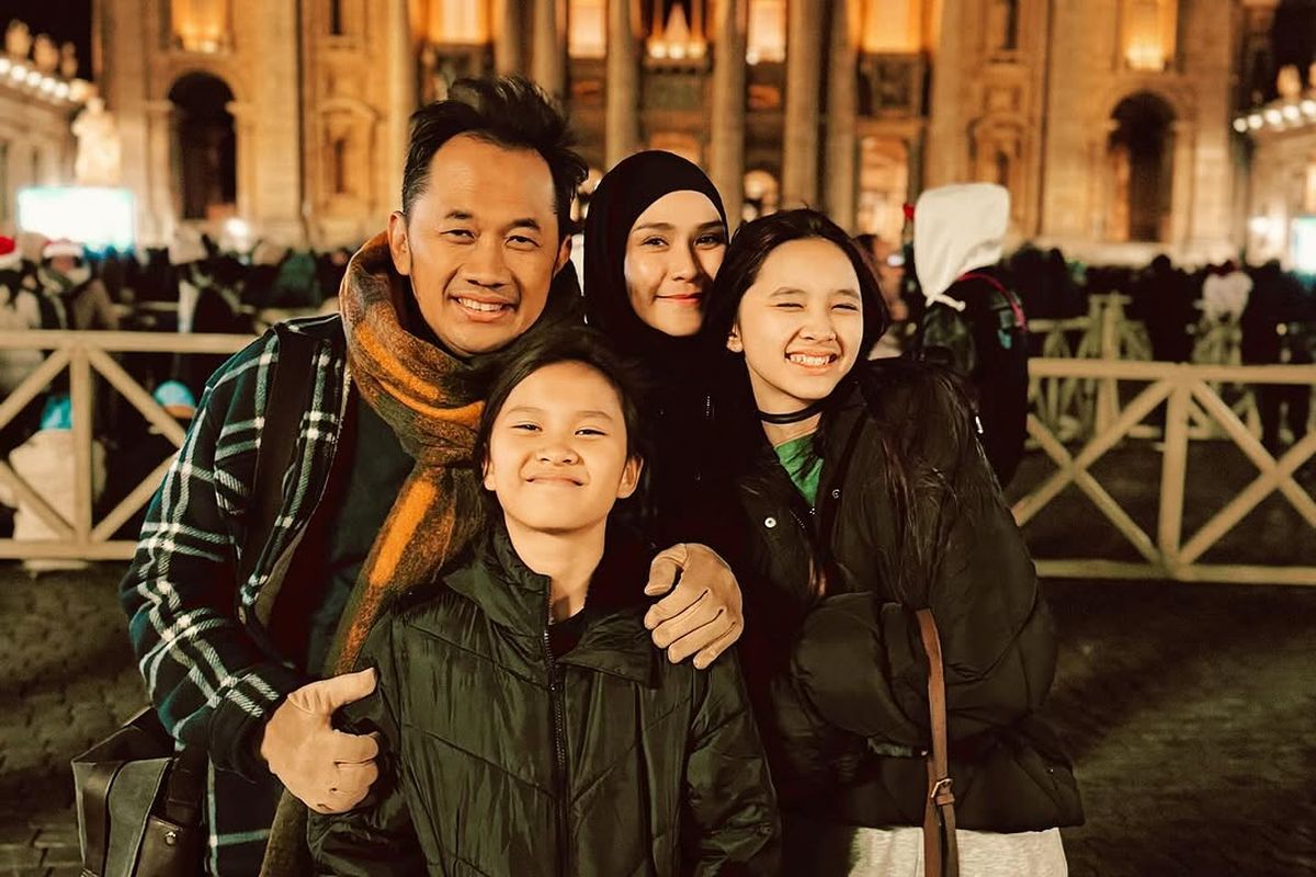 Respons Lucu Zaskia Mecca Saat Hanung Bramantyo Unggah Foto Bareng Ariel Tatum