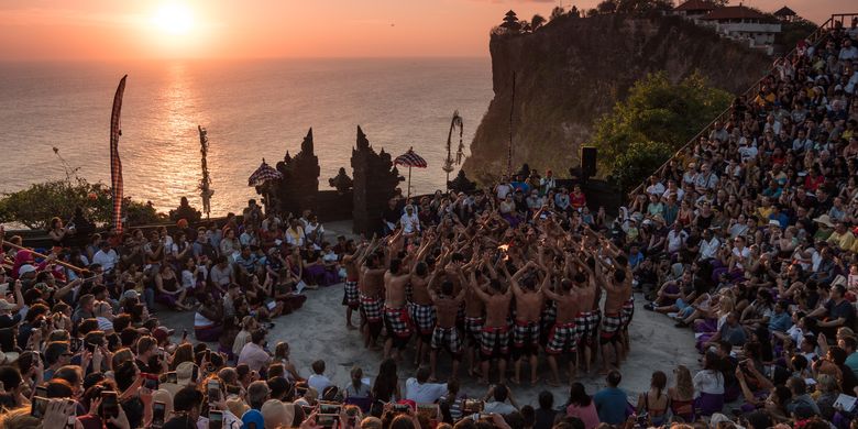 Pengertian Tari Sakral dan Contohnya