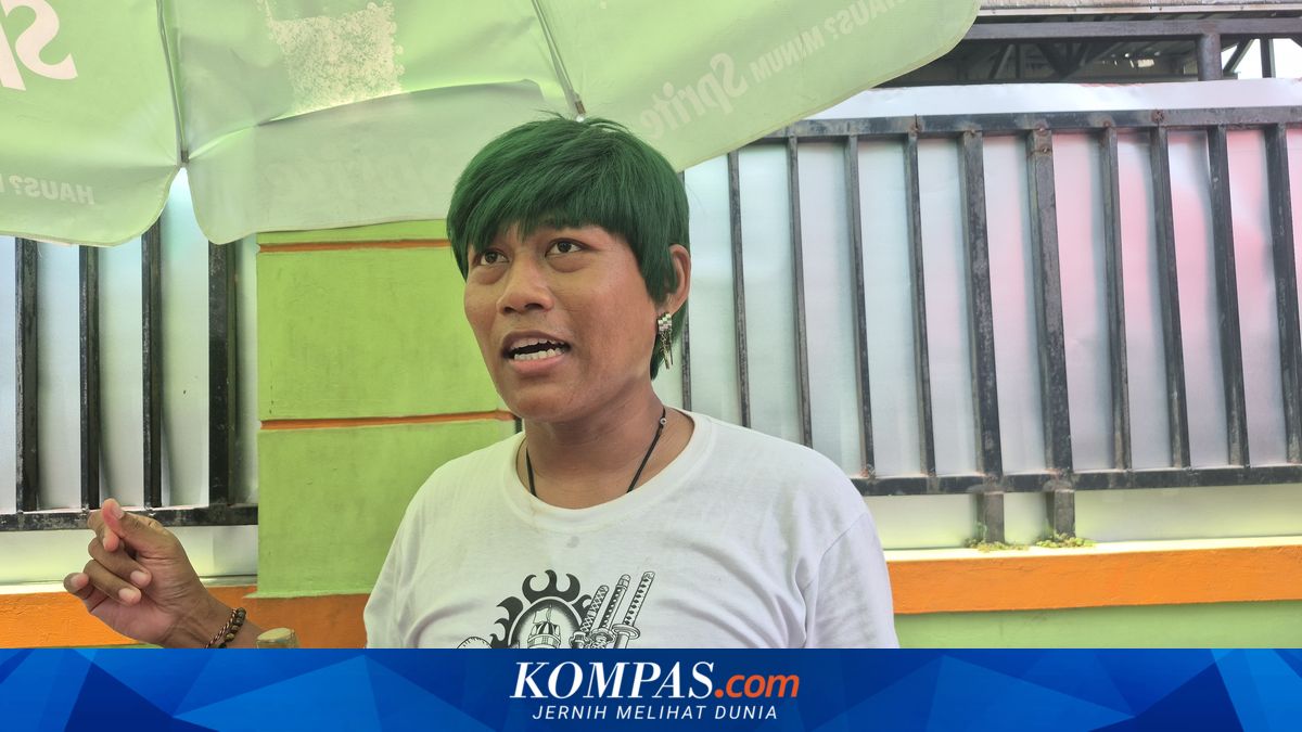PKL Jakarta Cosplay Jadi Pejabat hingga Tokoh Anime, Strategi Bertahan ...