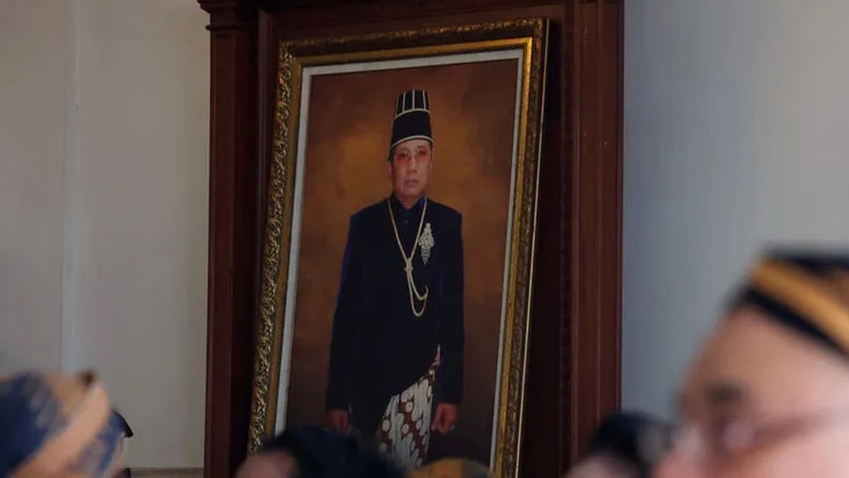 Profil Pakubuwono XIII, Kisah Hidupnya Sebagai Raja Keraton Surakarta ...