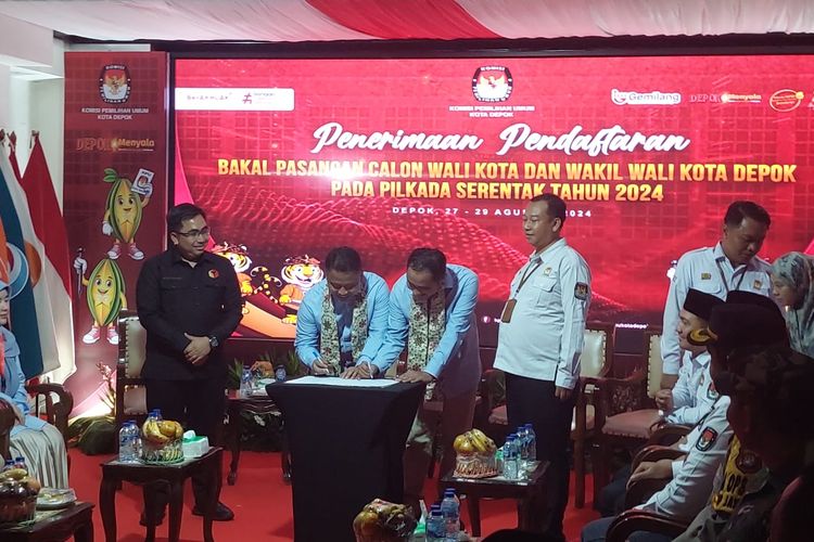 Foto : Daftar ke KPU, Supian-Chandra Resmi Maju pada Pilkada Depok 2024