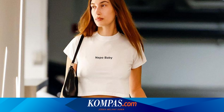 Jawab Kritikan dengan Gaya, Hailey Bieber Pakai Kaus 'Nepo Baby'
