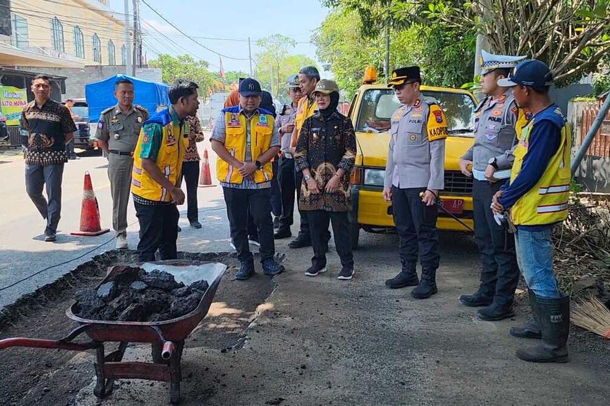 Persiapan Mudik Lebaran 2026, Wabup Bojonegoro Sidak Jalan Rusak Jalur ...
