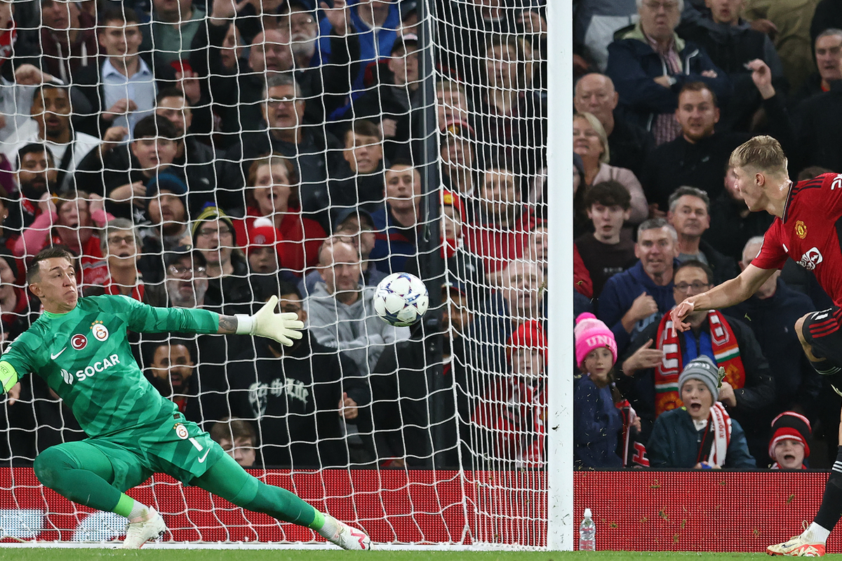 Hasil Liga Champions: Hal Menarik Saat Man United Malu di Old Trafford ...