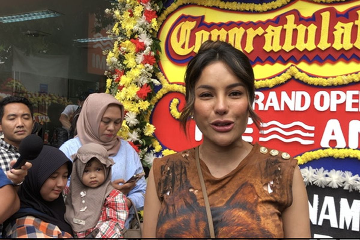 Matthew Gilbert, Pacar Baru Nikita Mirzani yang Beda Usia 14 Tahun