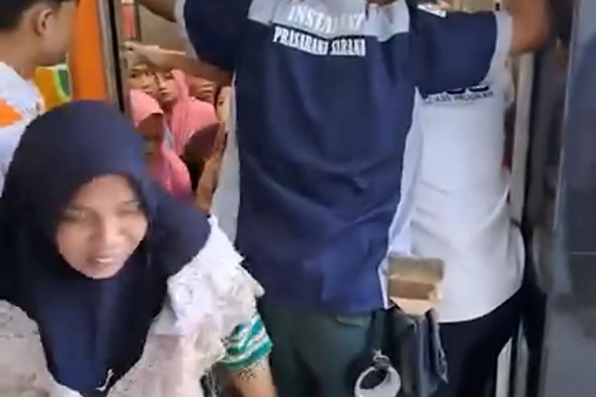 Hoaks Video Lift Ambruk di Bangkalan, RSUD: Lift Macet Tahun 2024