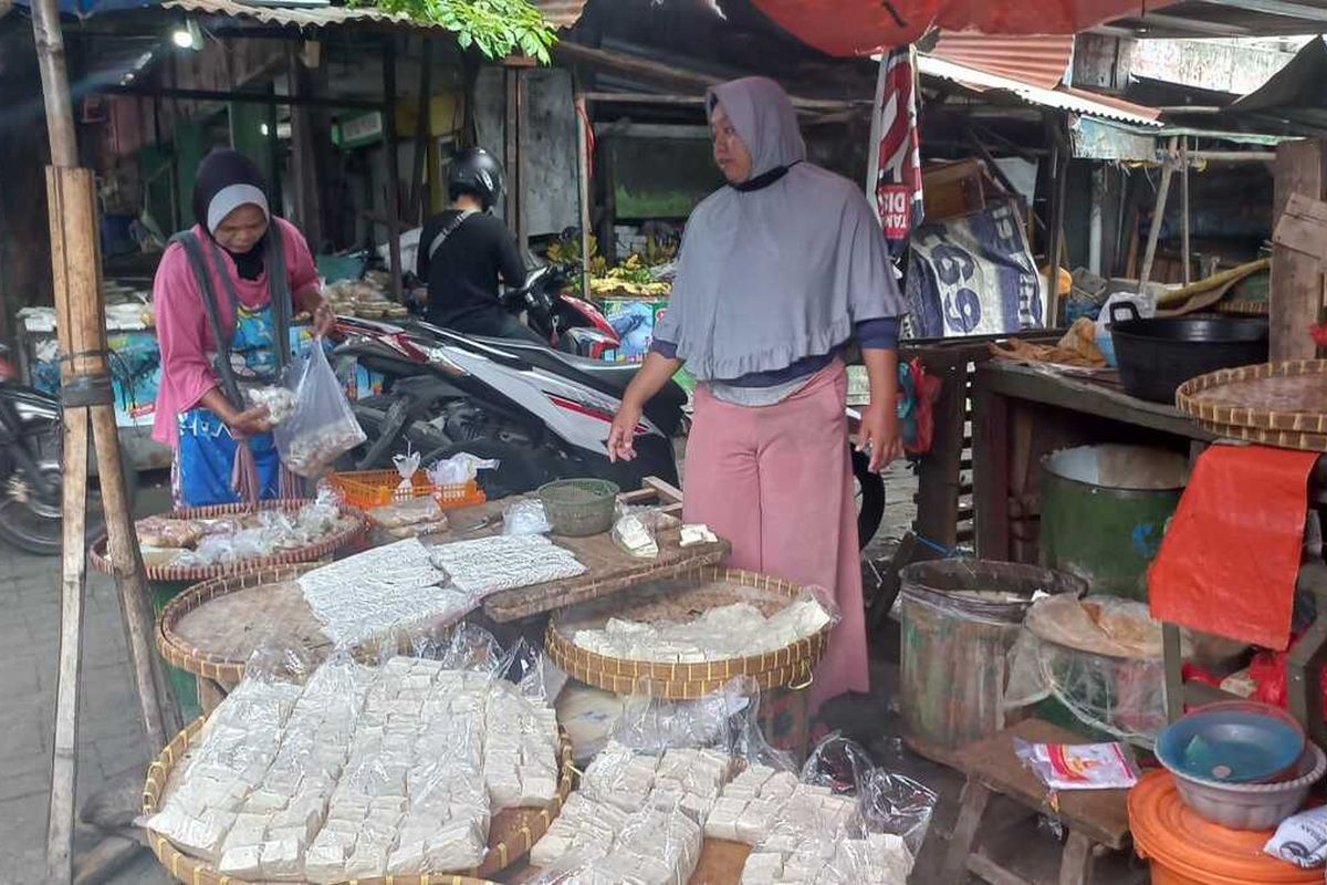Curhat Penjual Tempe di Semarang, Dimarahi Pembeli karena Ukuran Tempe ...