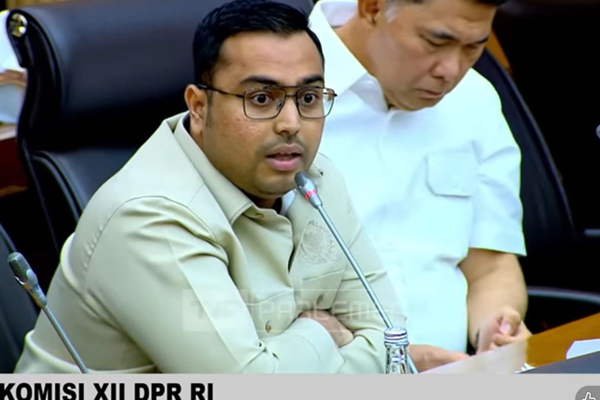 Profil Muhammad Rohid, Anggota DPR Gen Z yang Berani Semprot Dirjen ...