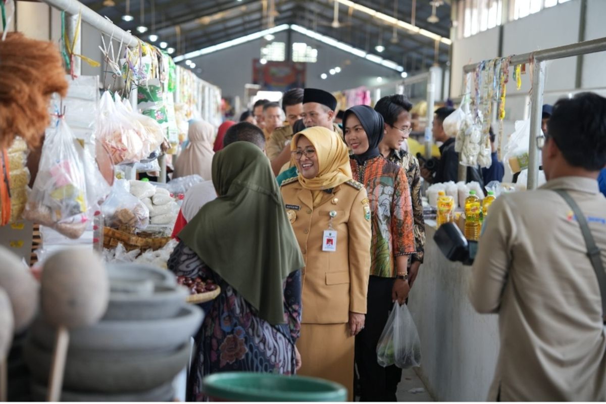 Penemuan Makanan Berbahaya di Pasar Dorowati Kebumen, Ikan Peda ...