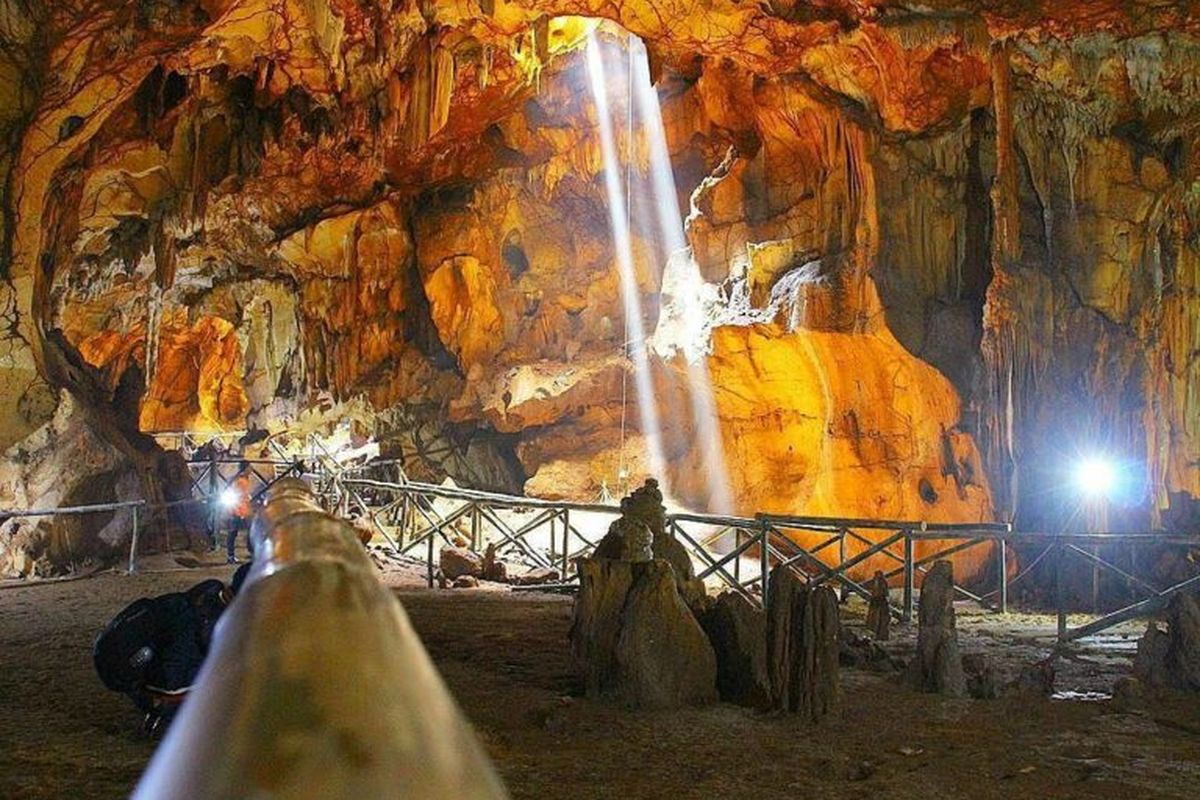 5 Wisata Goa di Tuban, Ada yang Punya Fosil Hewan Laut