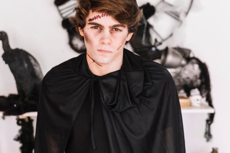 Foto : 7 Inspirasi Makeup Halloween Pria, Simple tapi Tetap Spooky