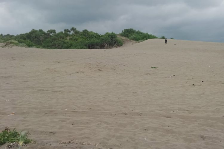 Pantai Sayang Heulang di Garut: Daya Tarik, Harga Tiket, dan Rute
