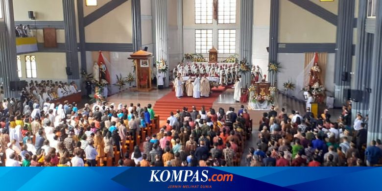 Ini Penampakan Misa Penahbisan Uskup Ruteng yang Dihadiri 1.500 Umat ...