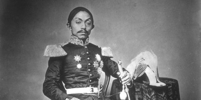 Sri Susuhunan Pakubuwono IX: Biografi dan Karya-karyanya