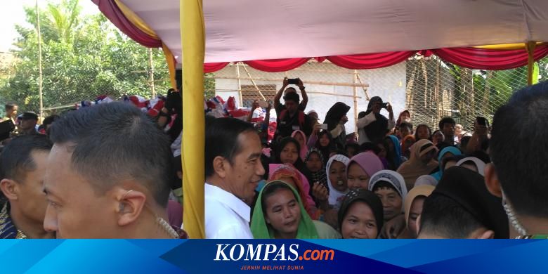 Jokowi Bagi-bagi Sembako di Serang, Warga Dilarang Rebutan Salaman