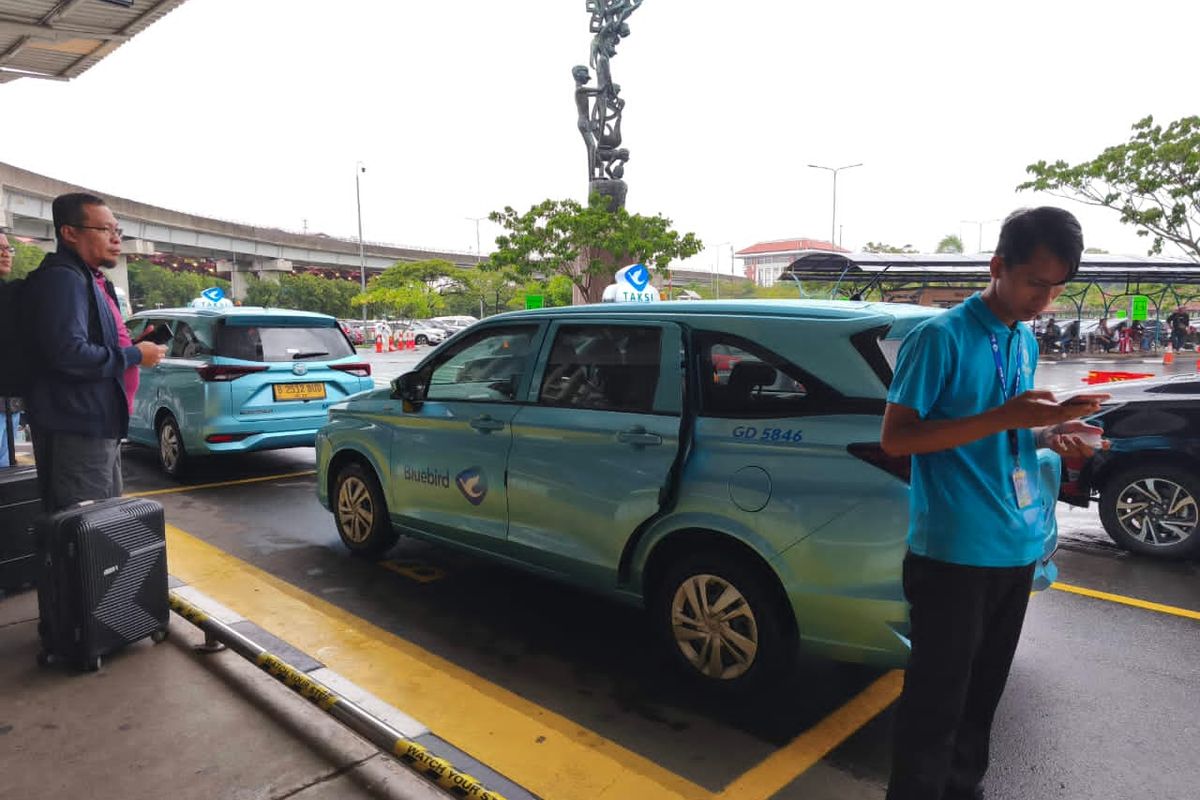 Penumpang Keluhkan Taksi Bluebird di Terminal 2 Bandara Soetta Tak ...