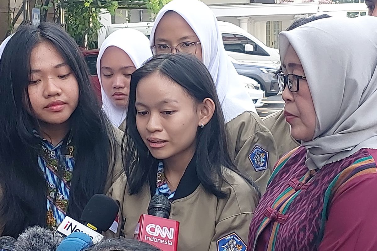 Josepha Peserta Lomba Cerdas Cermat MPR Bertemu Gibran, Dapat Motivasi ...