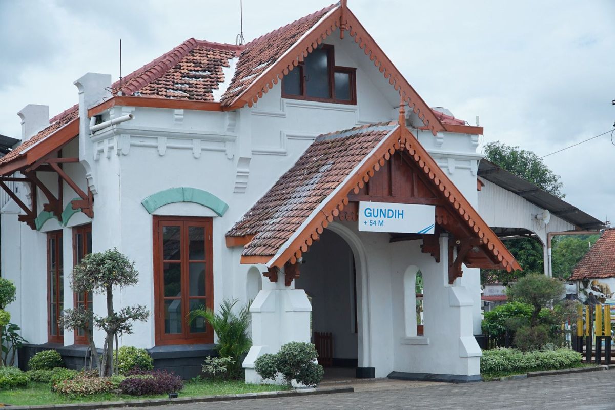 Stasiun Gundih Makin Ramai, KA Banyubiru Dorong Mobilitas dan Ekonomi ...