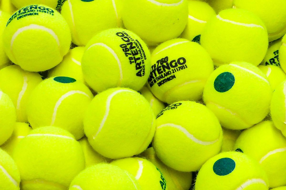 Alasan Tak Terduga Wimbledon Ganti Bola Tenis Jadi Kuning pada 1986