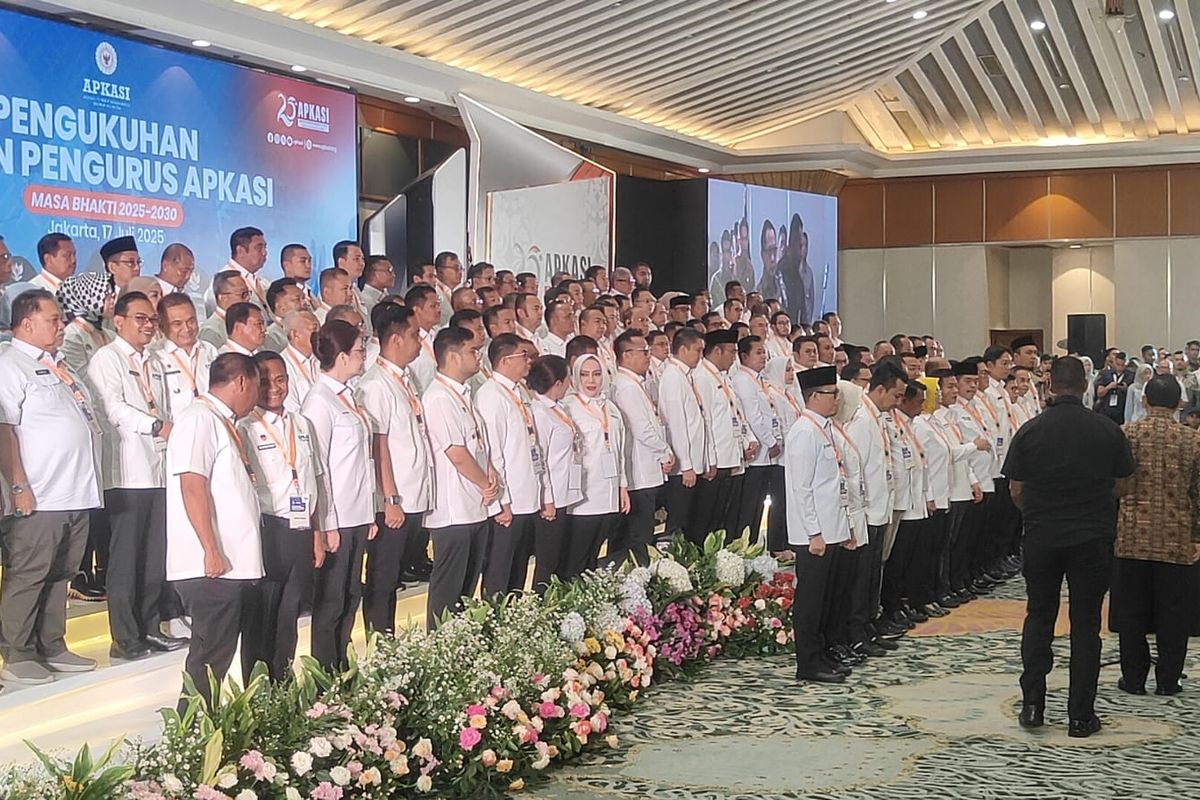 Mendagri Lantik Dewan Pengurus Apkasi 2025-2030, Bupati Lahat Jadi Ketua Umum