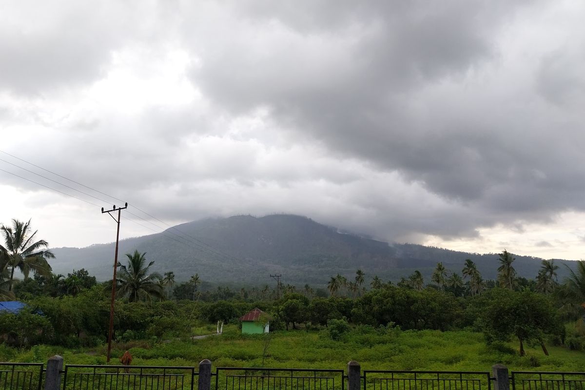 Gunung Lewotobi Naik ke Level Awas, Flores Timur Tetapkan Status ...