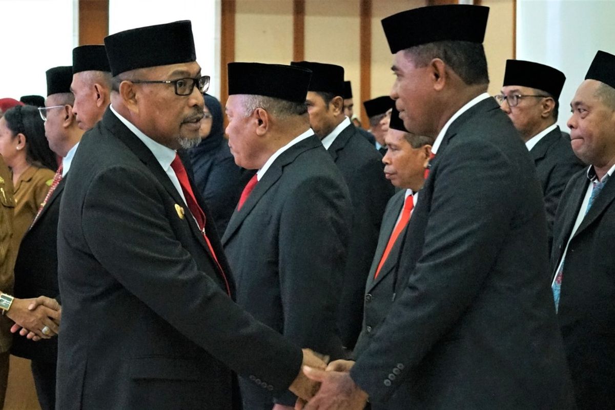 Emosi saat Ditanya Istrinya ke PAN, Gubernur Murad Ismail Dicopot PDI-P