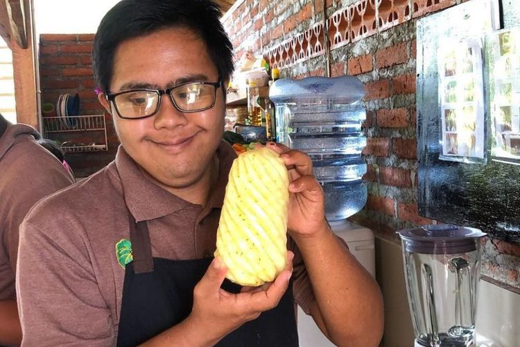 Foto : Kisah Kafe Viral di Bali, Seluruh Pegawainya Berkebutuhan Khusus ...