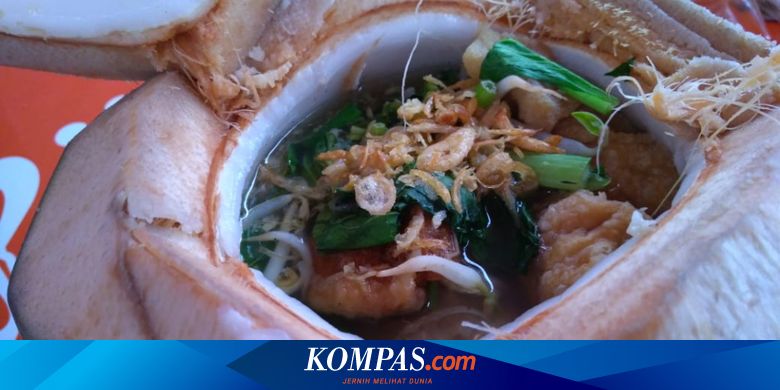 Bakso Kuah dalam Batok Kelapa Muda, Bagaimana Rasanya?