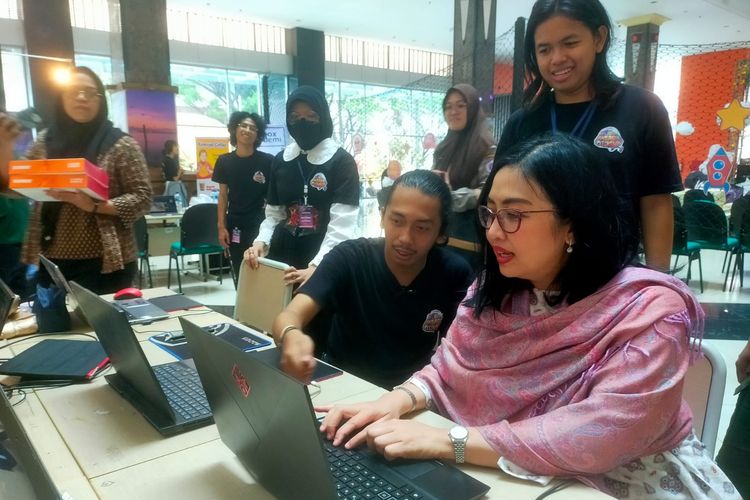 Foto : Unjuk Karya, Himpunan Mahasiswa Animasi Polimedia Gelar "Parade ...