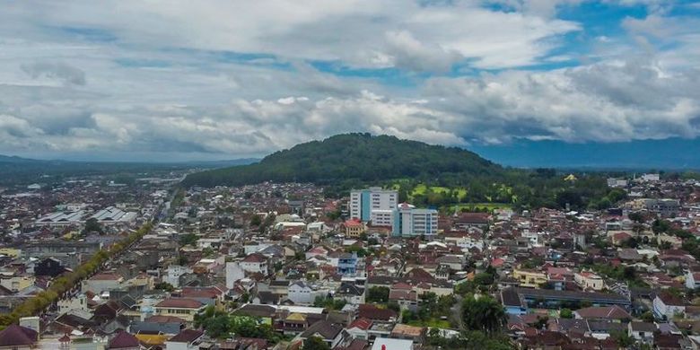 Berita Terkini Harian Sejarah Gunung Tidar Terbaru Hari Ini - Kompas.com