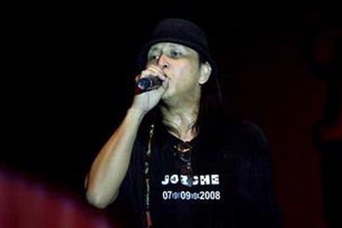 Roy Jeconiah-John Paul Ivan Jadi RI 1
