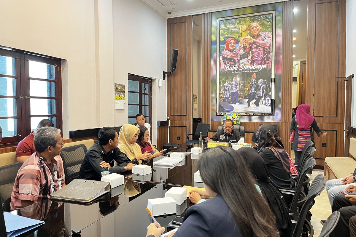 Kerugian Capai Rp 1,5 Miliar, Cak Ji Mediasi Desi Nuryati atas Kasus Dugaan Penipuan Rumah ...