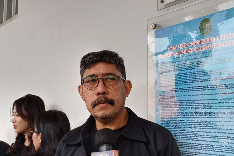 Ayah Sebut Angger Dimas Diintimidasi Keluarga Yudha Arfandi Ayah Sebut Angger Dimas Diintimidasi Keluarga Yudha Arfandi