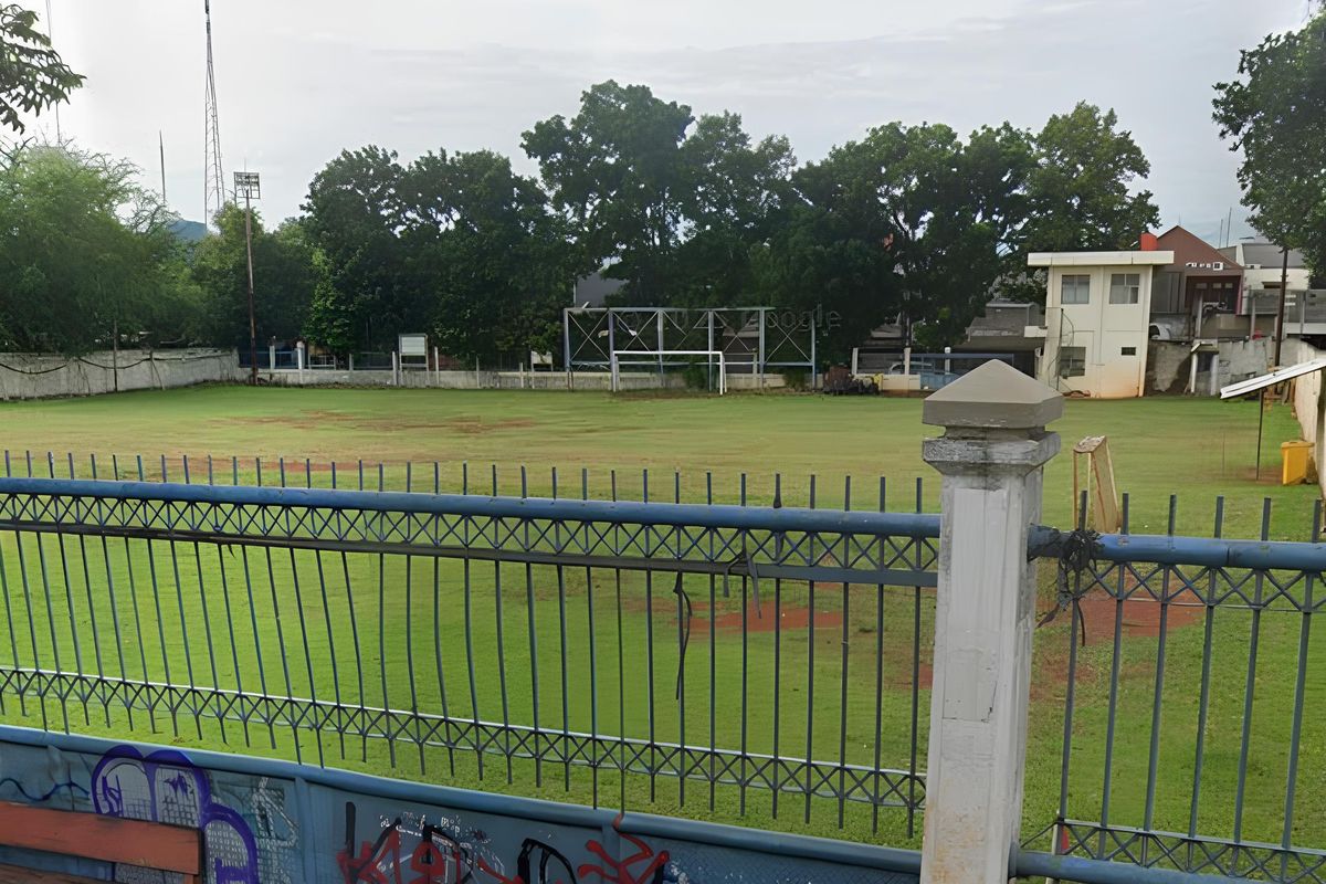 Batal Jadi Padel, Lapangan Bola Terakhir di Kedoya Bakal Disulap Pakai ...