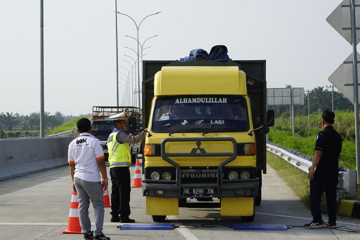 Truk ODOL: Ancaman Nyata di Jalan Raya Indonesia